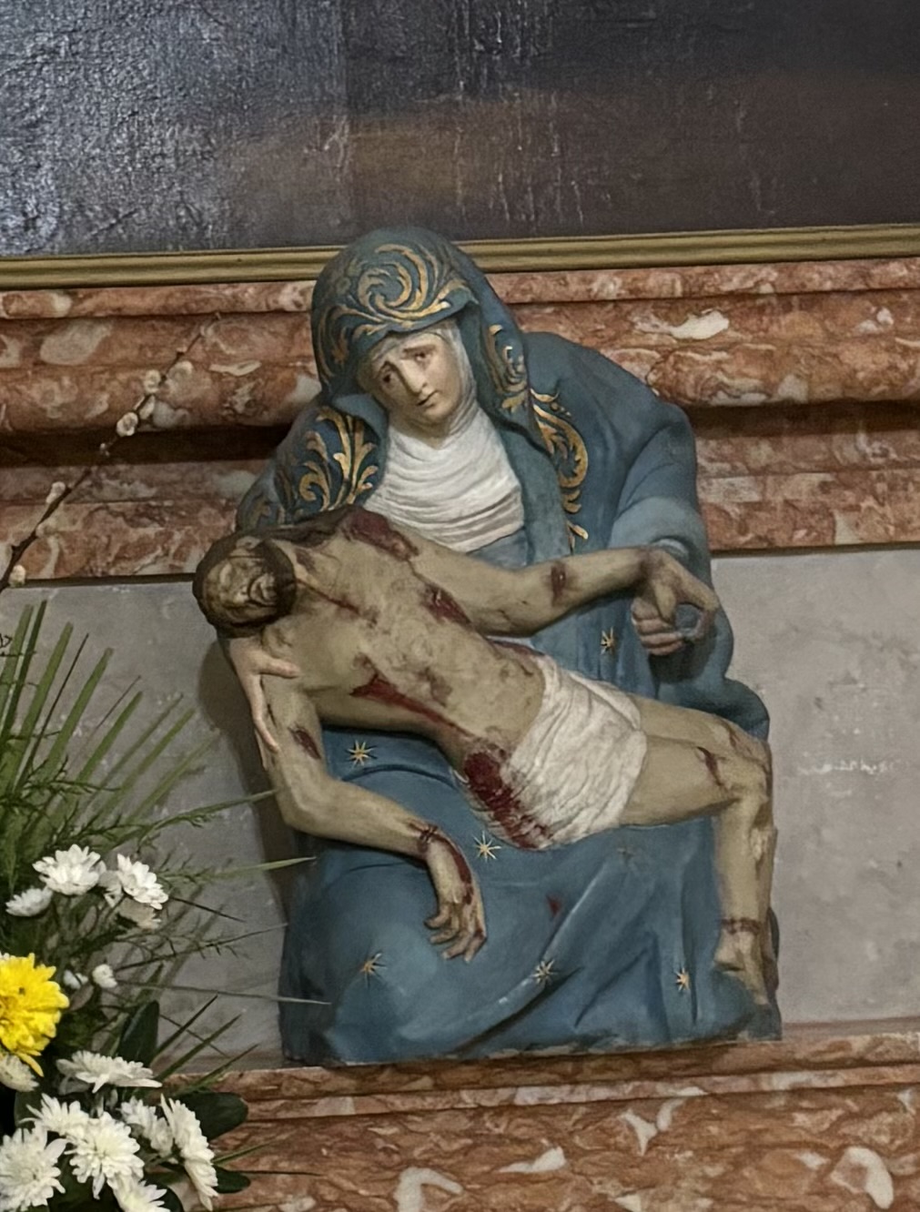 A Piétà: Ícone de Dor e Esperança na Arte Sacra – Francisca Branco Veiga